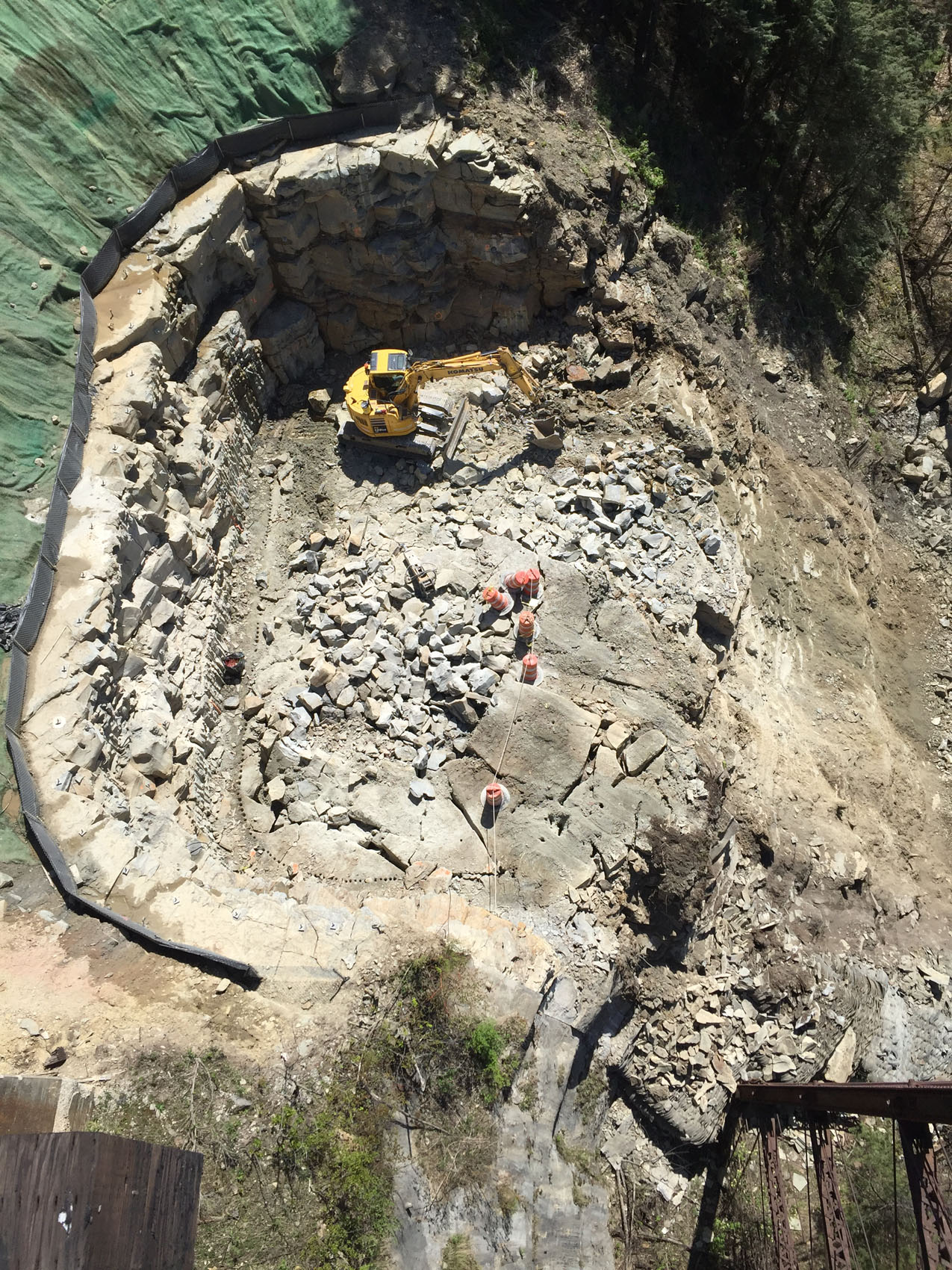 Blasting Design-Portageville Rail Bridge Over Genesee River - Brierley ...